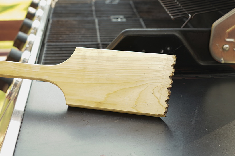 How To Make A Wood Grill Scraper? - Xingang